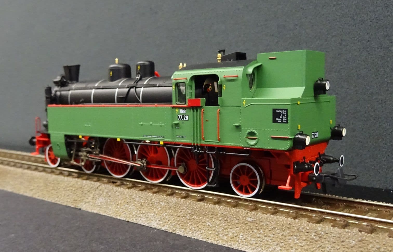 Roco 70084 ÖBB Rh77 DCC sound