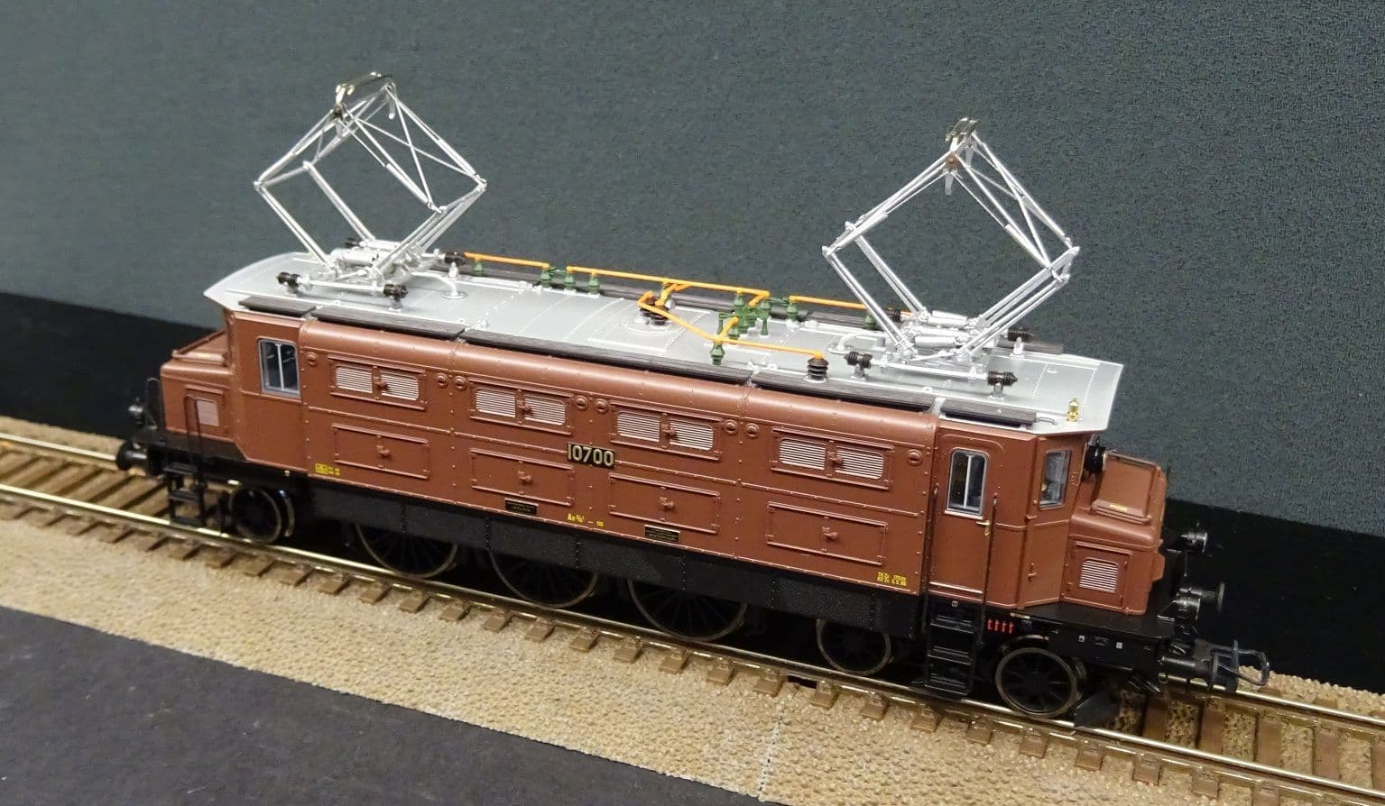 Roco 70090 SBB Ae3/6 DCC Sound