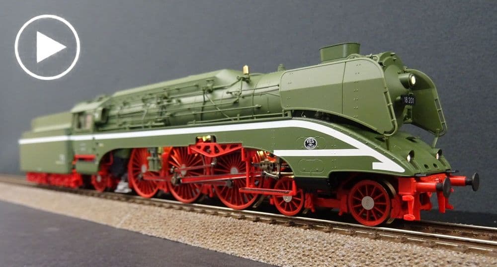 Roco 7110006 DR Br18 201 as built DCC sound