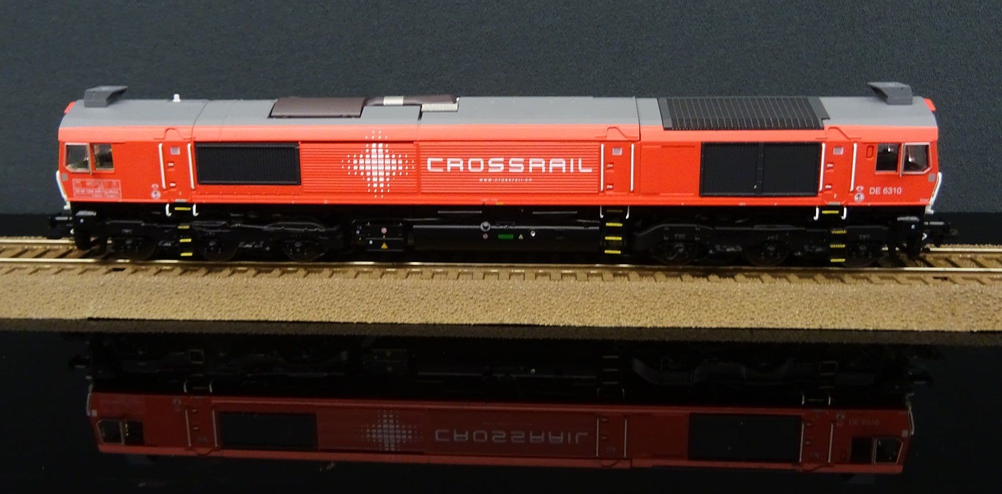 Trix 22697 Crossrail Class 77 DCC Sound and dynamic smoke