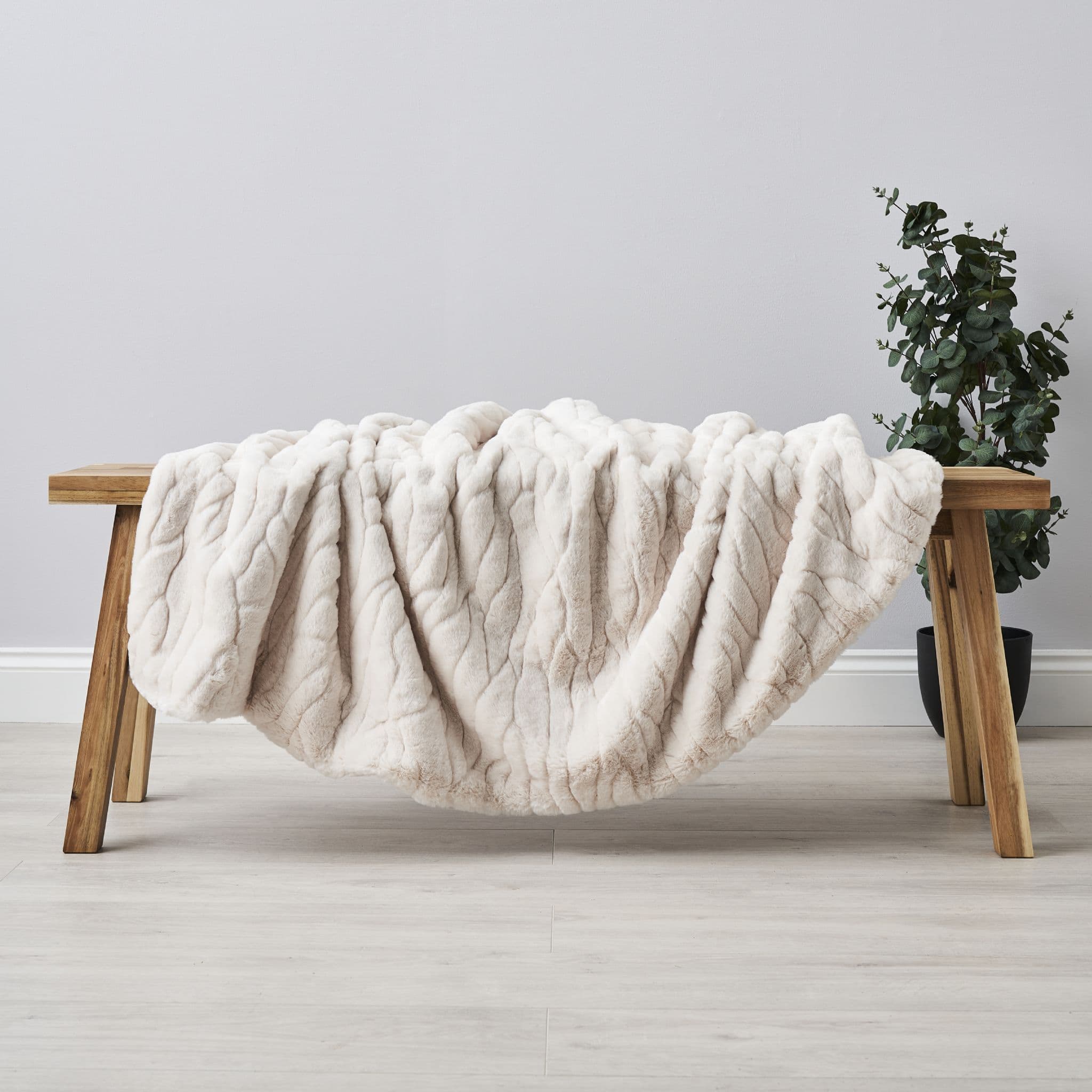 Rabbit Faux Fur Throw Cream