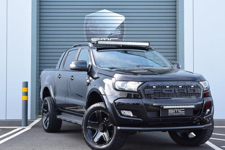 FORD RANGER ROOF RAIL MOUNT WITH 40" CURVE LIGHT