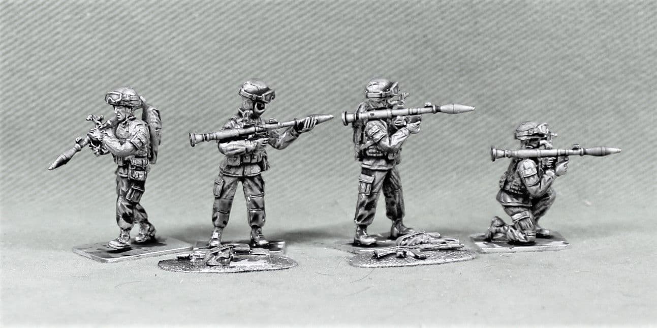 RUS22 Russian Federation troops armed with RPG - 7