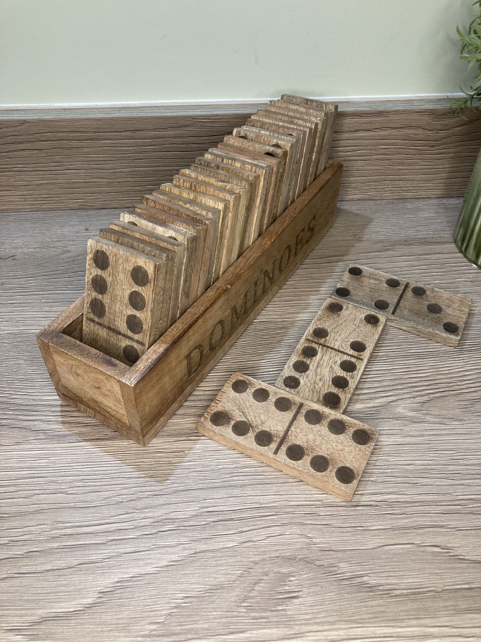 RUSTIC MANGO WOOD DOMINO GAME SET 28CM