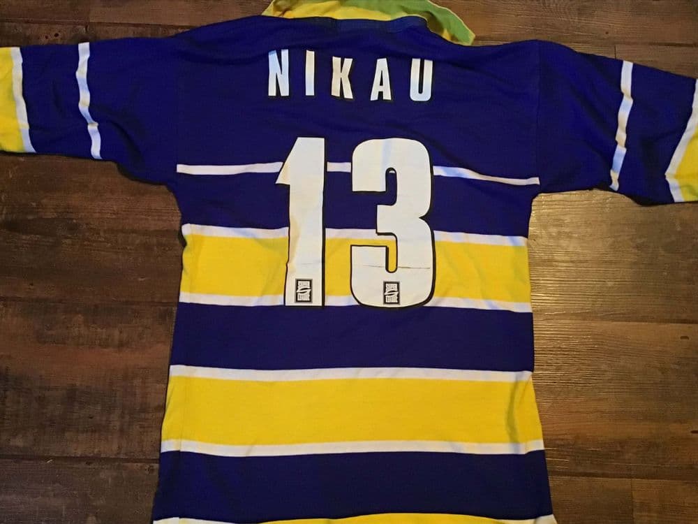 Classic Rugby Shirts | 2000 Warrington Wolves Vintage Old Jerseys