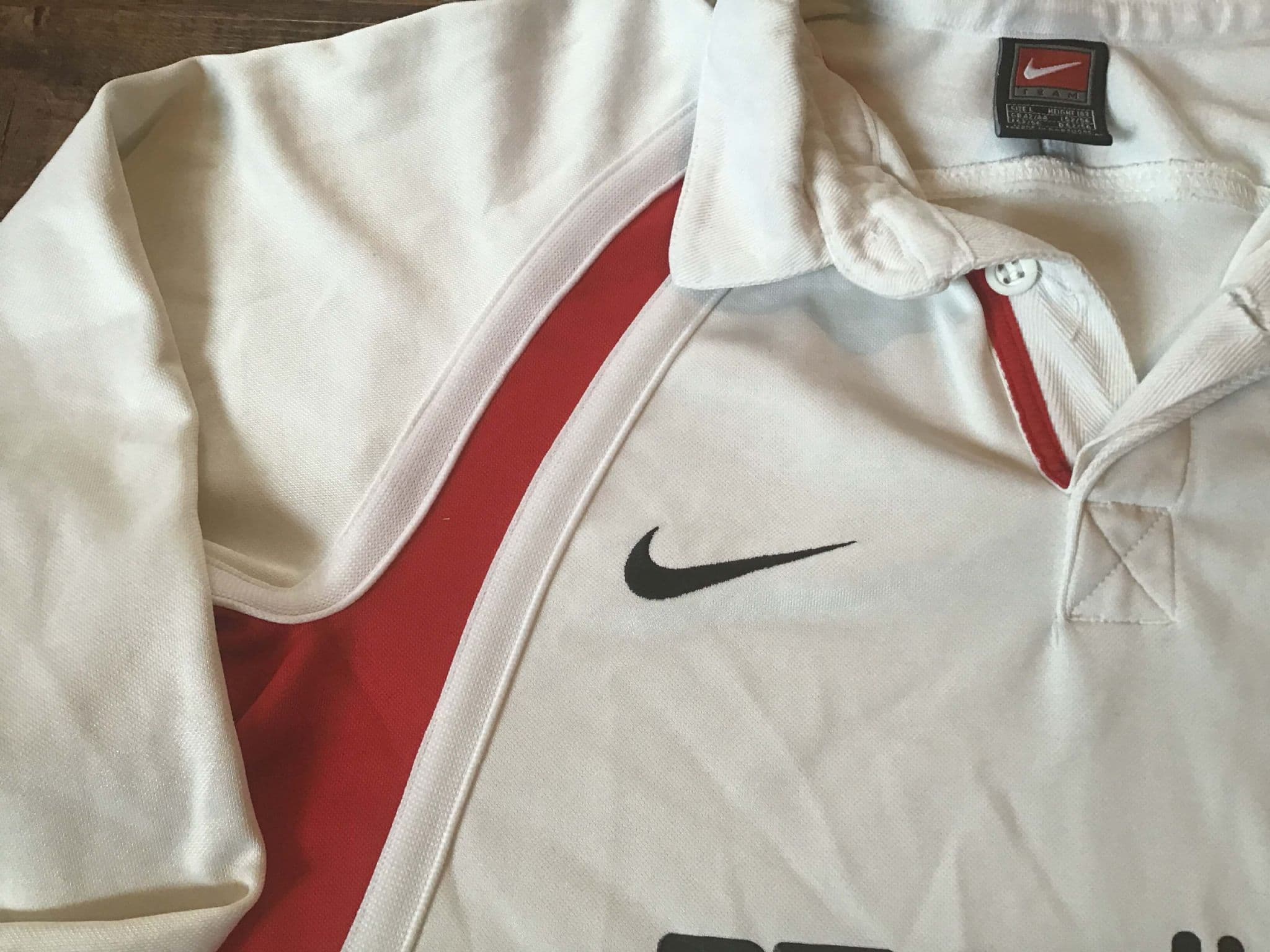 Classic Rugby Shirts | 2001 England Vintage Old Jerseys
