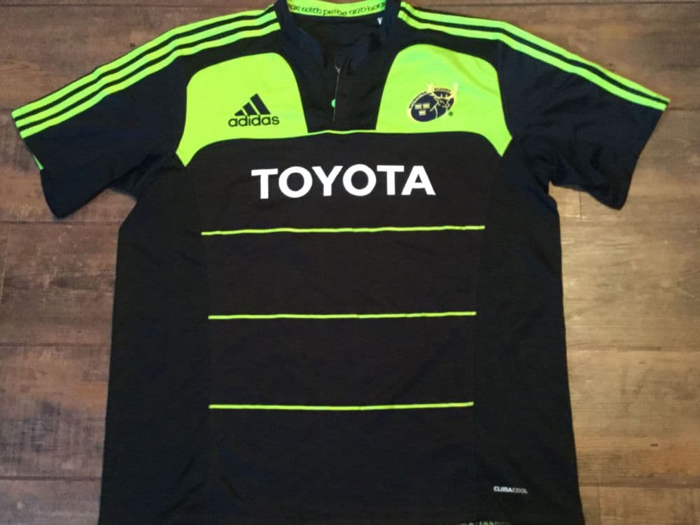 Classic Rugby Shirts | Munster 2010 Vintage Old Jerseys