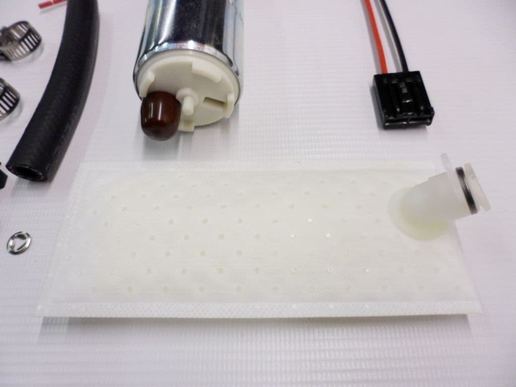 Sytec Walbro 255 LPH Fuel Pump Nissan Skyline 2.0 Turbo GTS ...