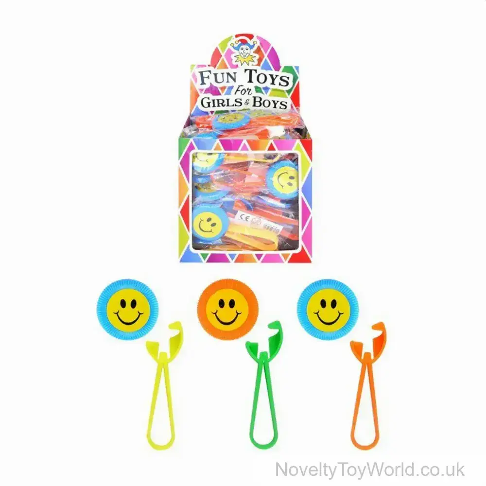 Smiley Face Flying Disc Launcher Toys (9.5cm) | Wholesale Cheap Toys