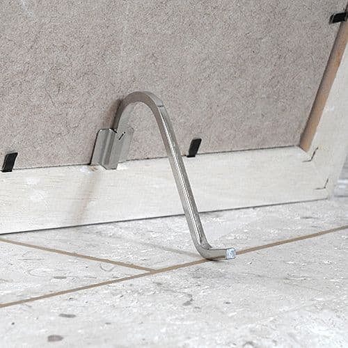 Small Picture Stand - Nickel Plated With Bracket