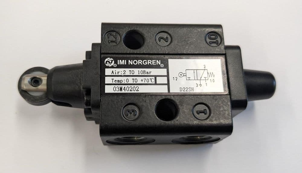 Norgren 03040202 1/8" 3/2 Roller plunger/spring valve