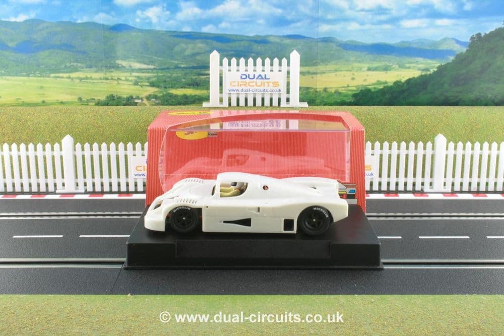 Slot It SICA06Z Sauber Mercedes C9 White Kit