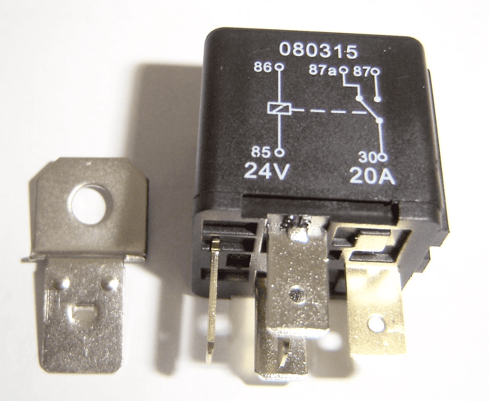 5 Pin automotive type 24 volt 20 / 30Amp relay ALT/RY2008