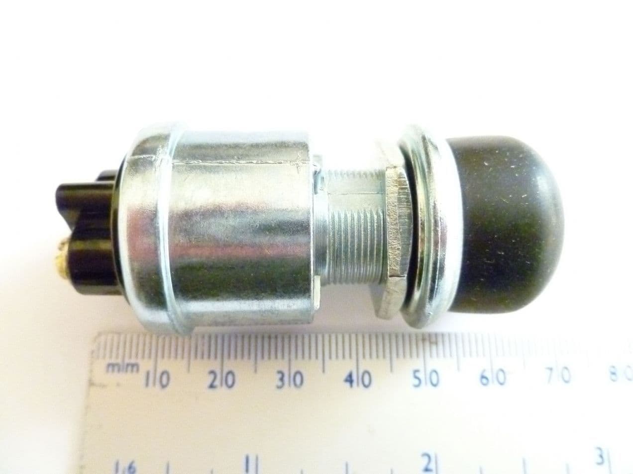 HEAVY DUTY 20 AMP PUSH BUTTON SWITCH WITH RUBBER COVER ALT/SW-E599-1-09