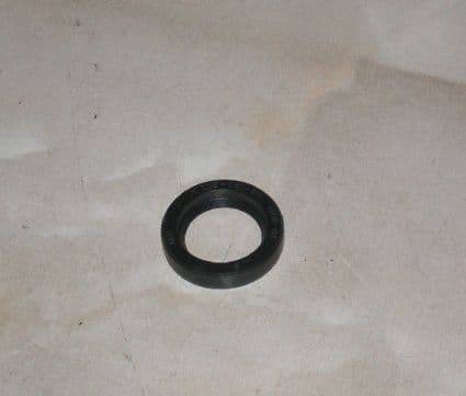 OIL SEAL 40-0243 ALT/WW26246-1-82