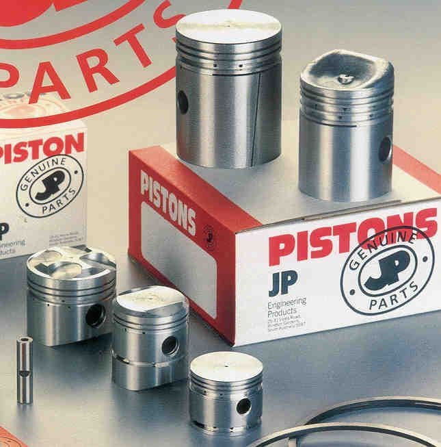 PAIR OF PISTONS BSA A7 1951-60 040 ALT/WW97299-1-82