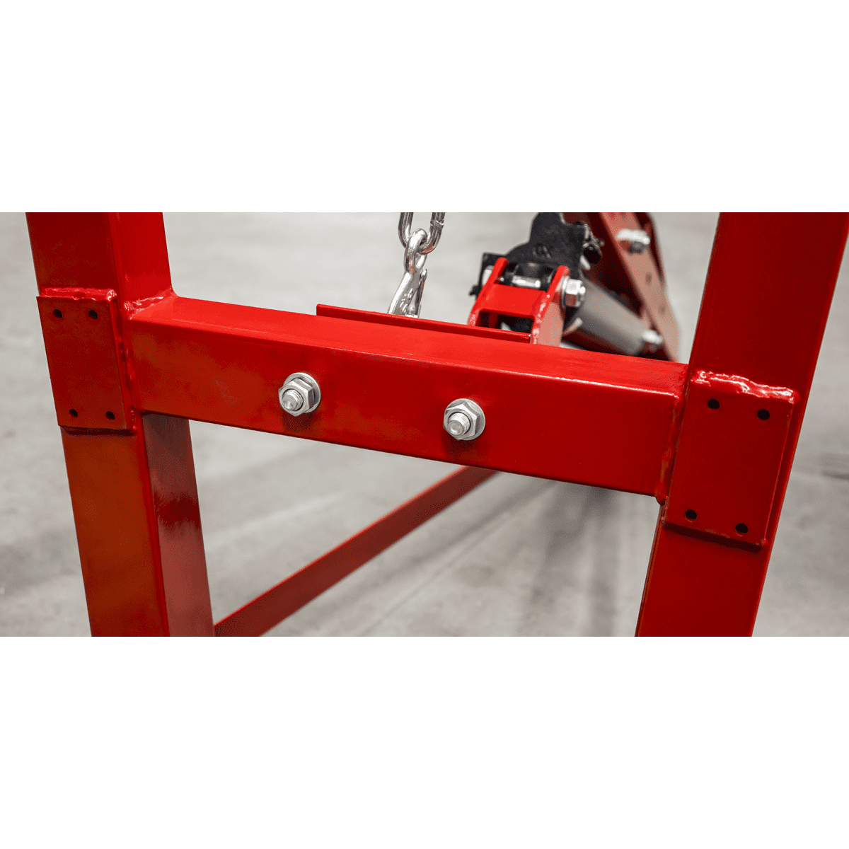 Engine Crane 1 Tonne Long Reach Extendable Legs