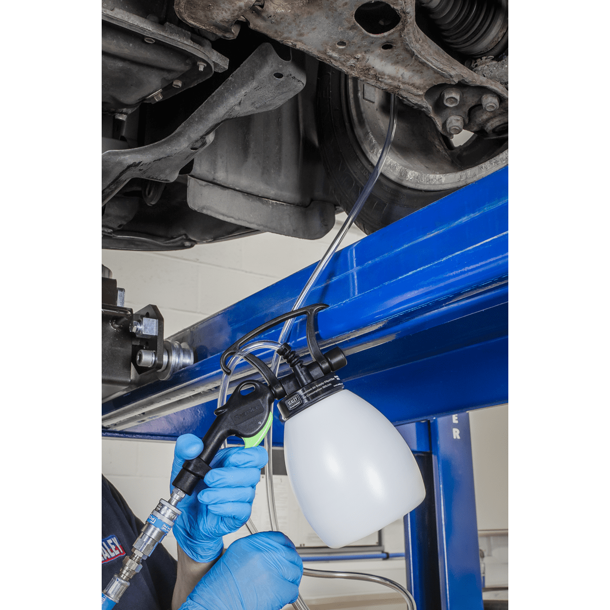 Brake & Clutch Bleeder Pneumatic Vacuum 1.2L