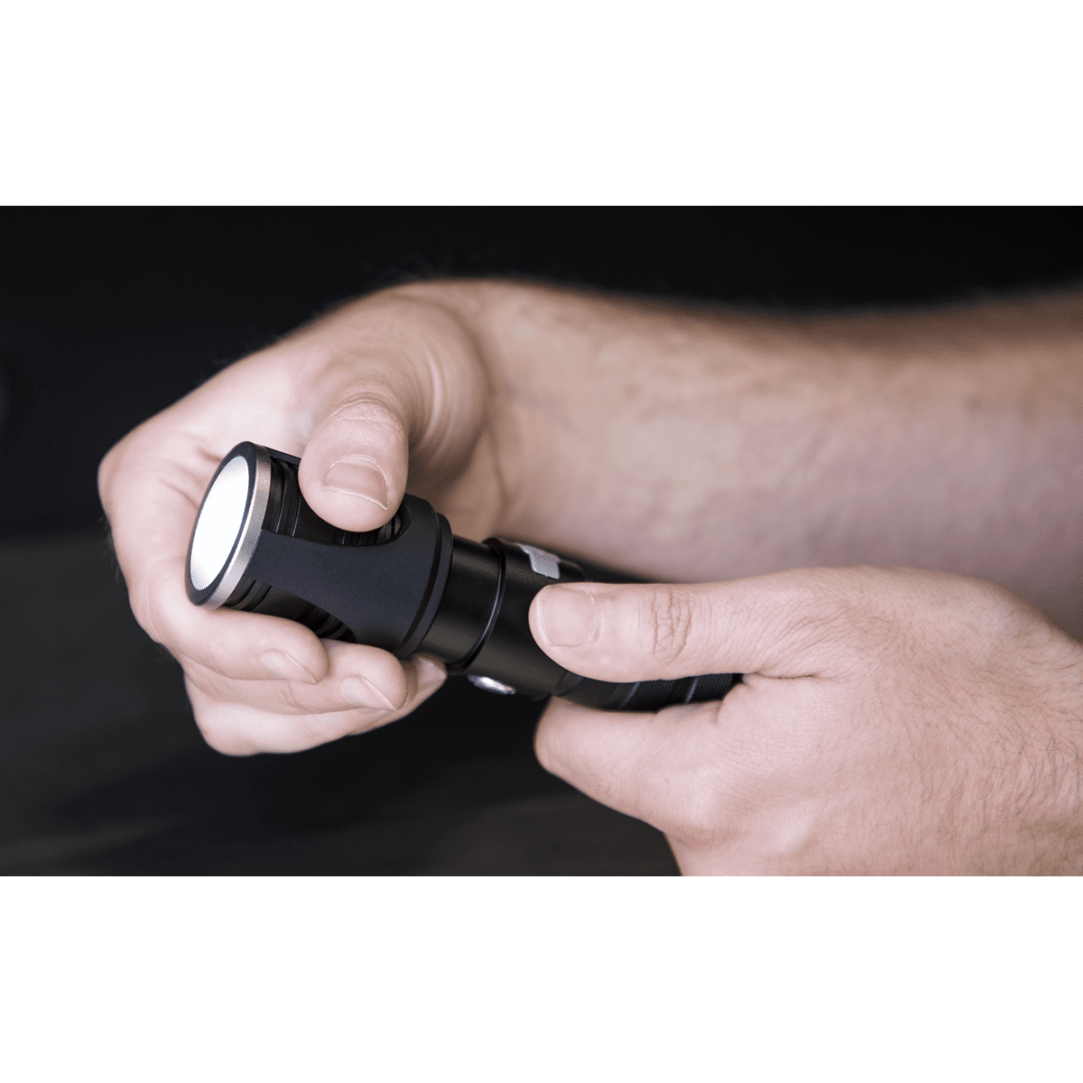 Aluminium Torch 10W SMD LED Adjustable Focus Rechargeable with USB Port