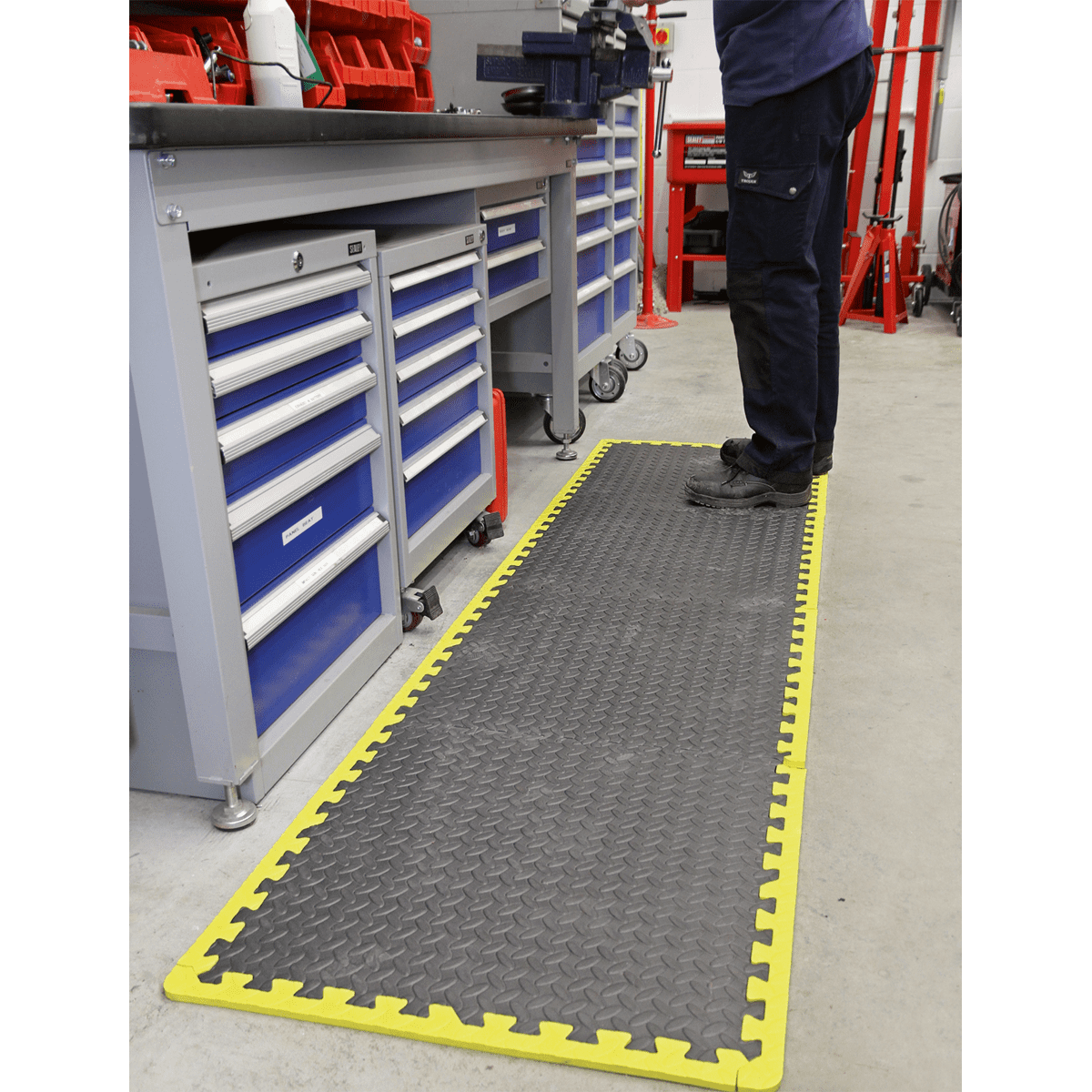 Interlocking EVA Foam Workshop Mat Set 1240 x 1825mm with Hi-Vis Edges