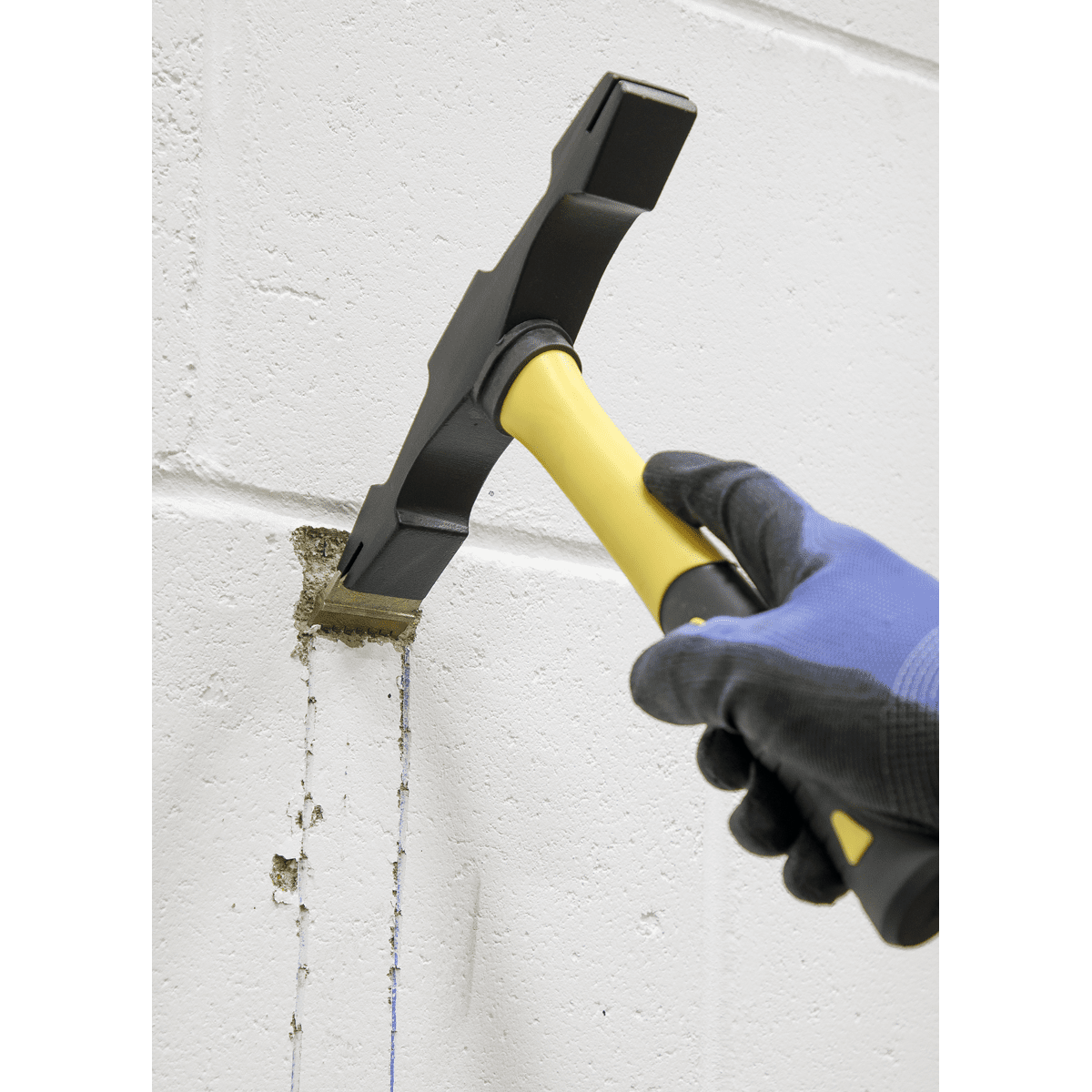 Double Ended Scutch Hammer with Fibreglass Handle