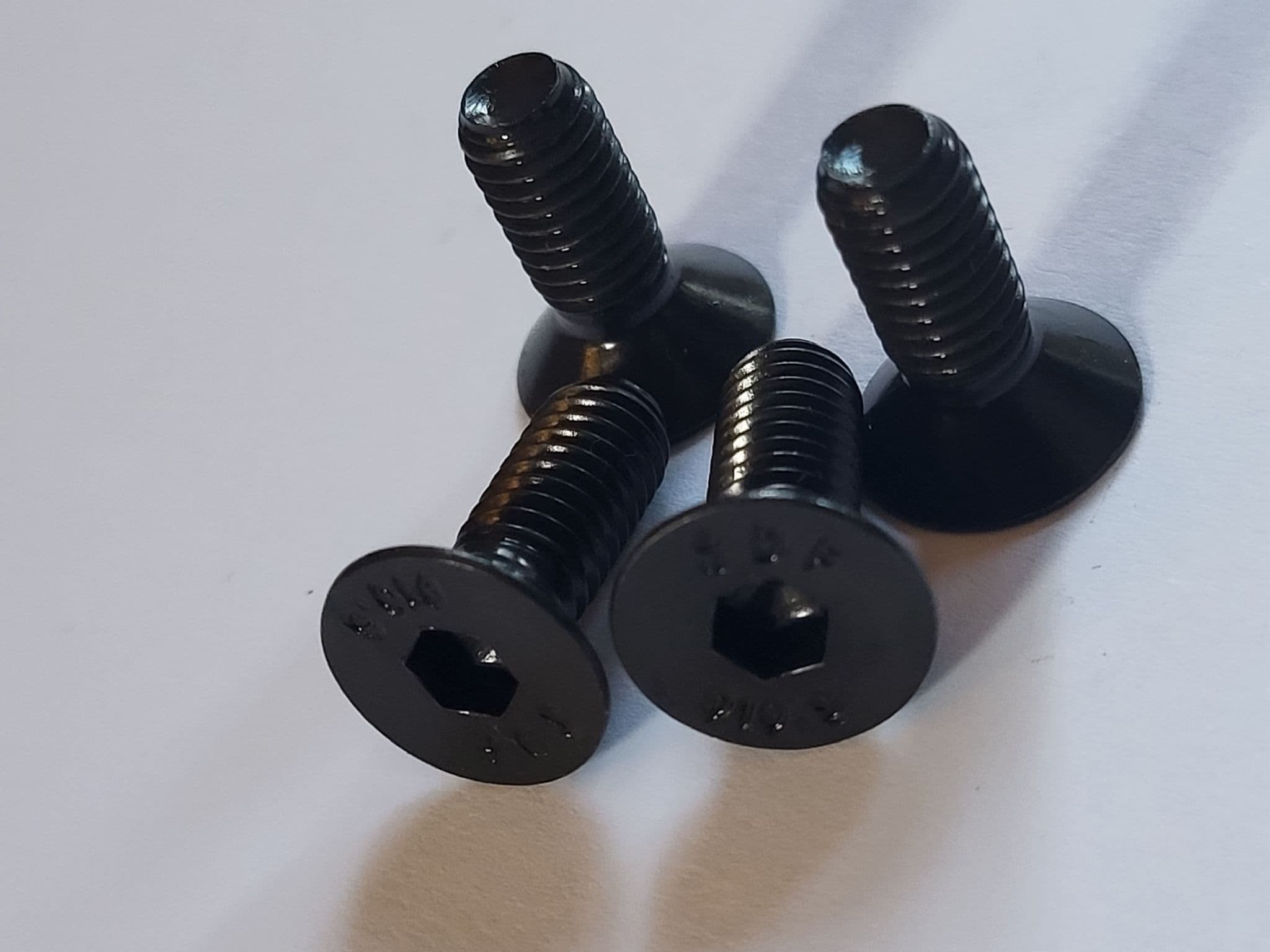 4 oil seal retaining plate screws