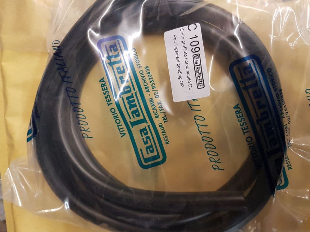 CASA LAMBRETTA Leg shield rubbers & x28;black& x29;