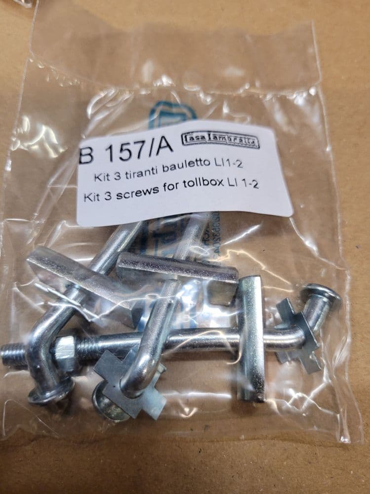 CASA LAMBRETTA SERIES 1/2 TOOL BOX FIXINGS