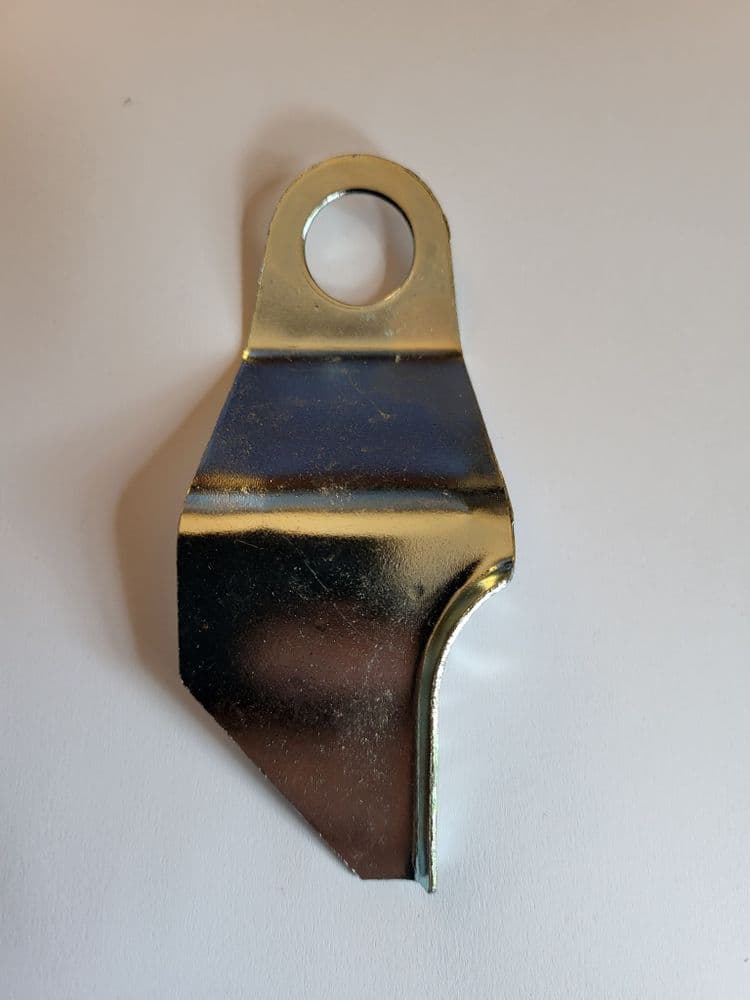 CHOKE CABLE DEFLECTOR PLATE