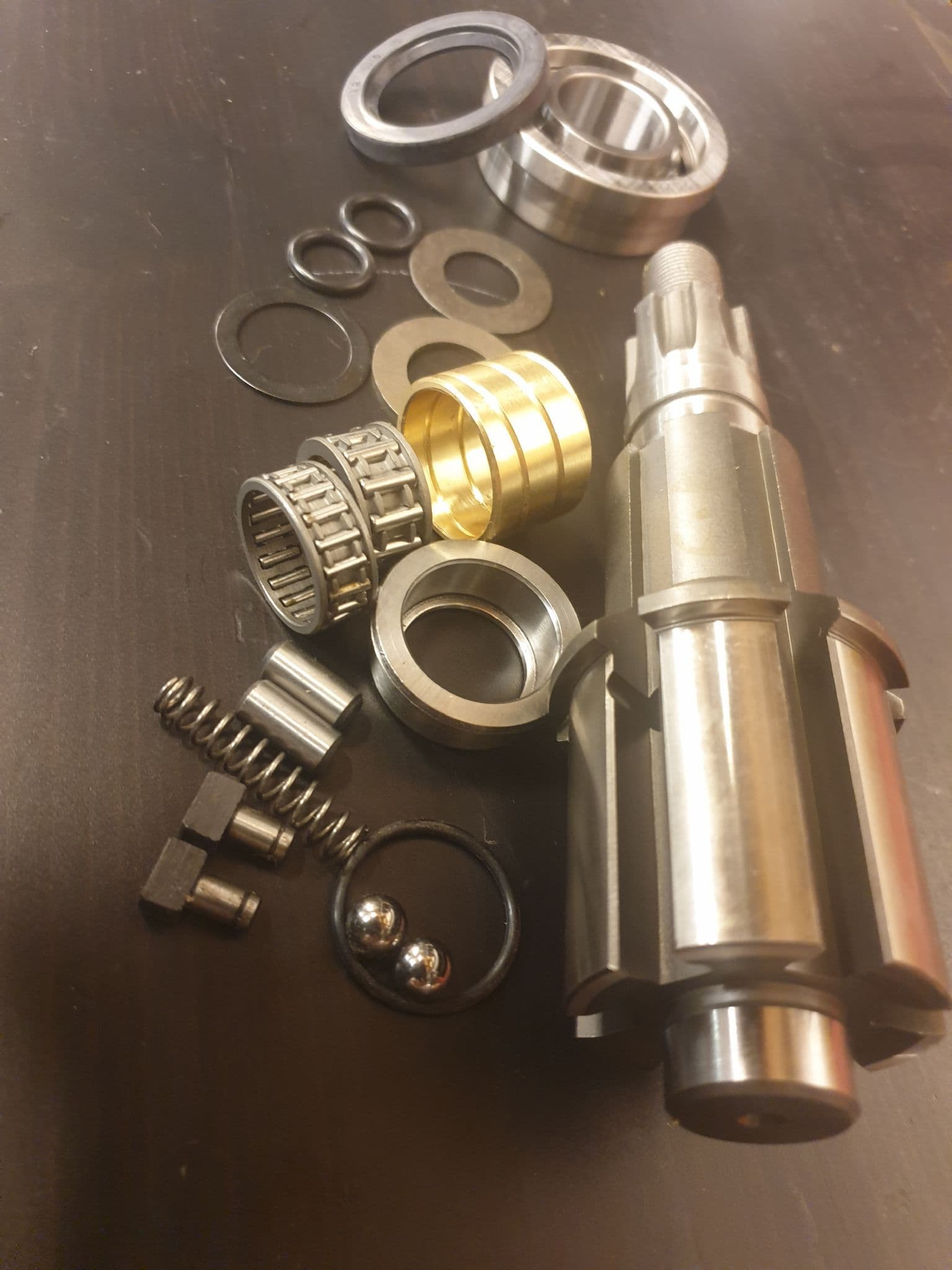 GEARBOX/LAYSHAFT REFURB KIT