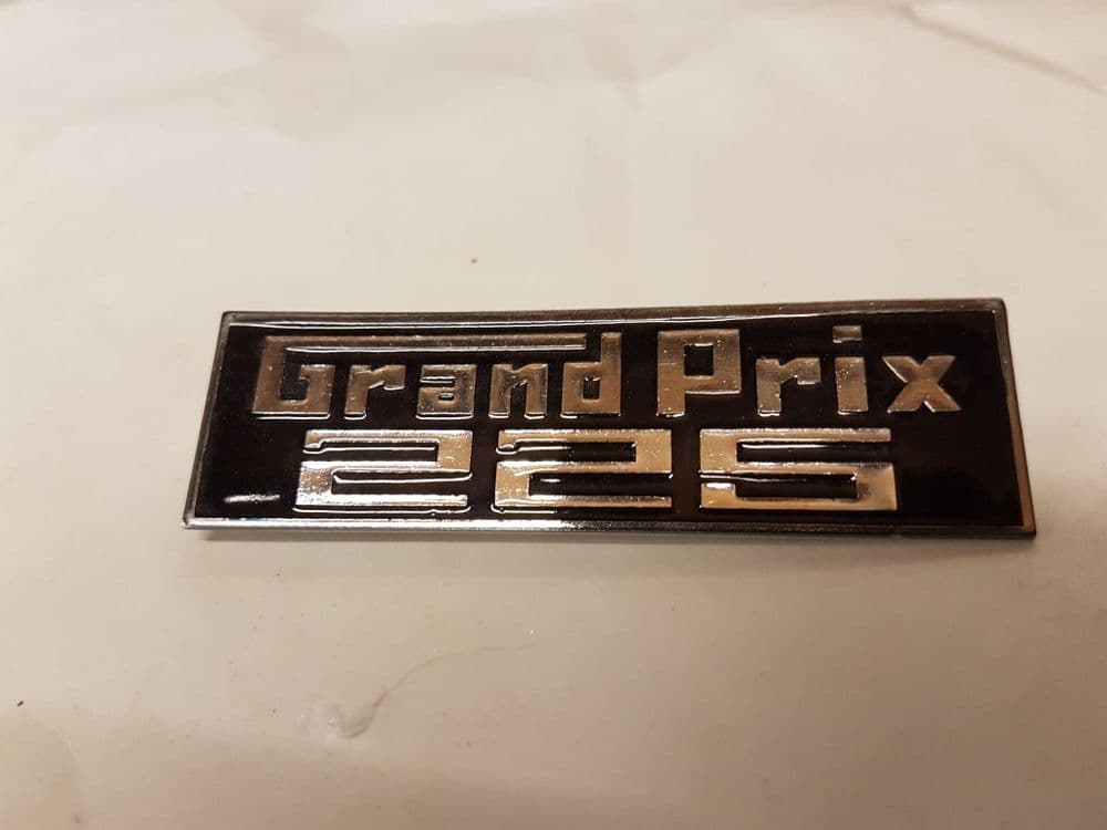 GP 225 LEGSHIELD BADGE