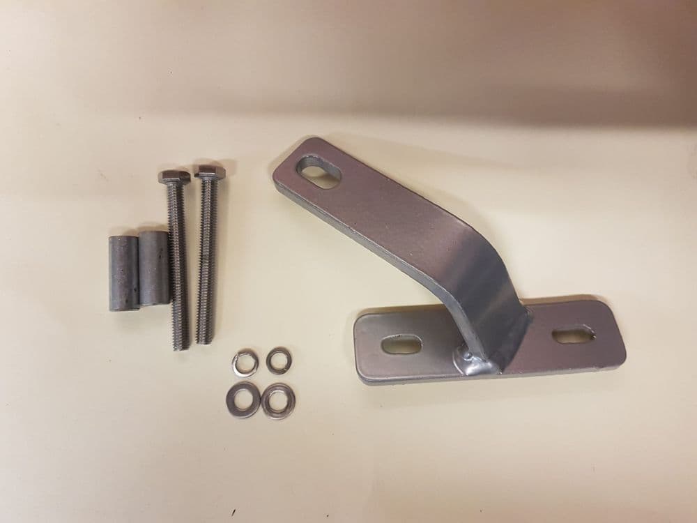 JL 3 REAR BRACKET SER 3 WITH SPACERS AND FIXINGS
