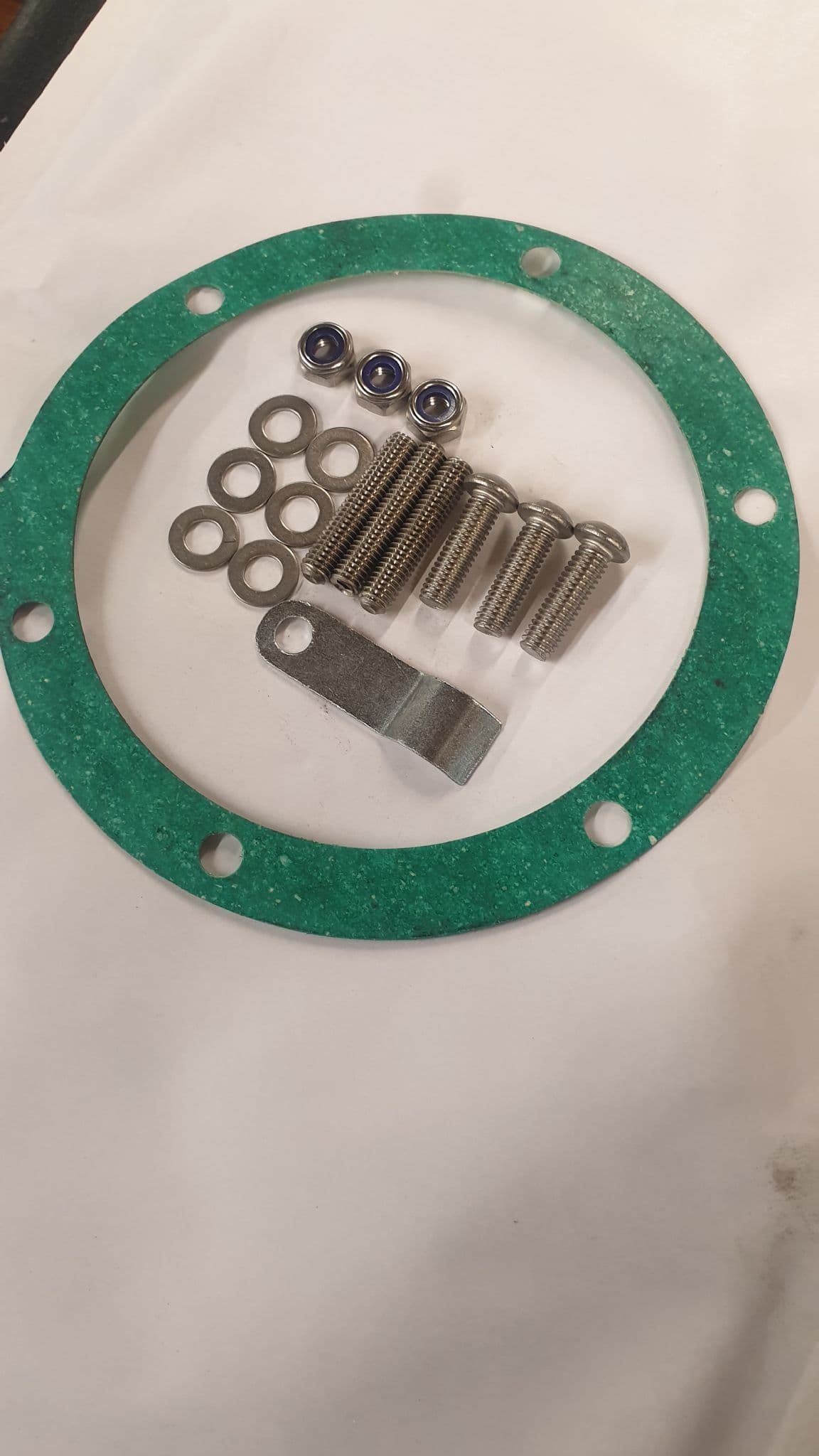 MAG HOUSING & STATOR FIXING KIT WITH CLIP AND GASKET