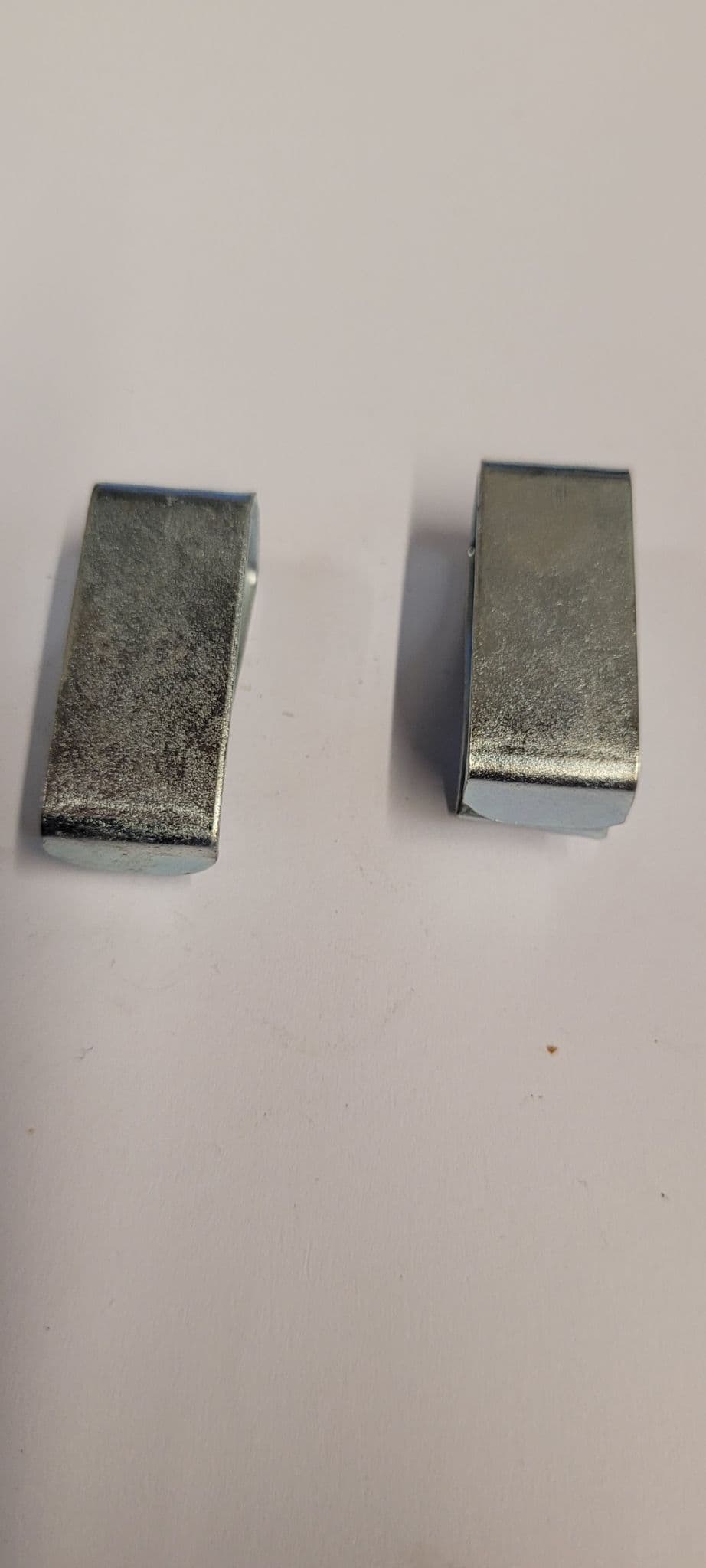 ORIGINAL SPRUNG STEEL PANEL BUFFER CLIPS PAIR