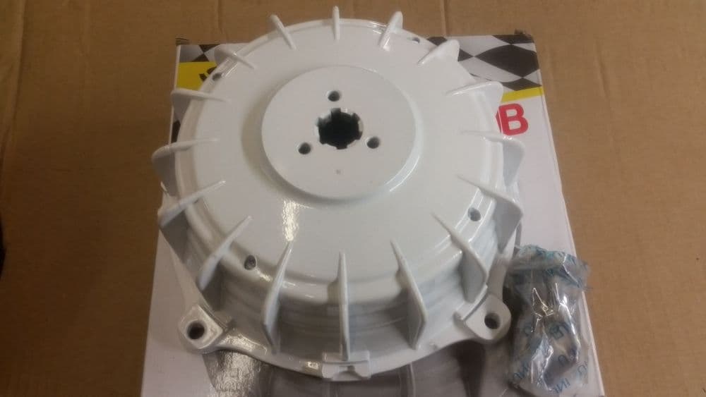 UNI REAR HUB & x28;WHITE& x29;