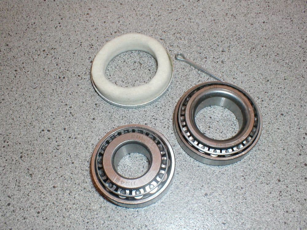 FRONT WHEEL BEARING KIT GT6 AND VITESSE GHK1011
