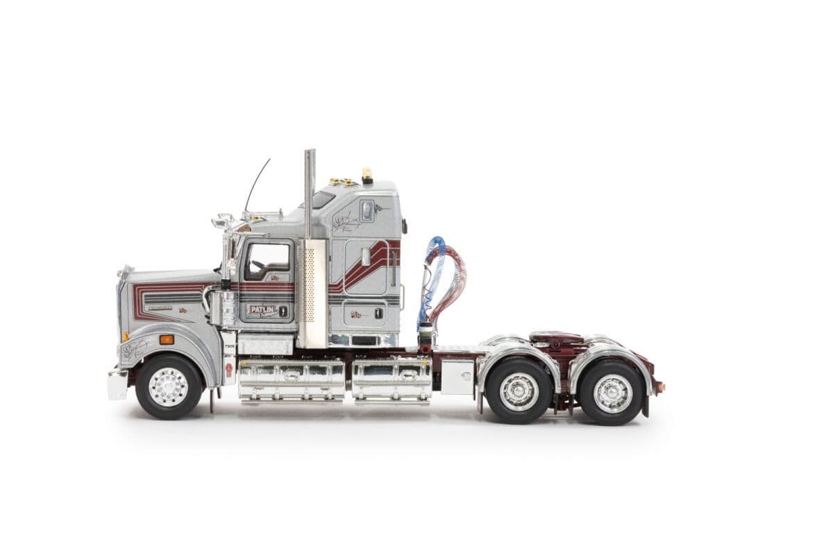 Drake Kenworth T909 White/Red