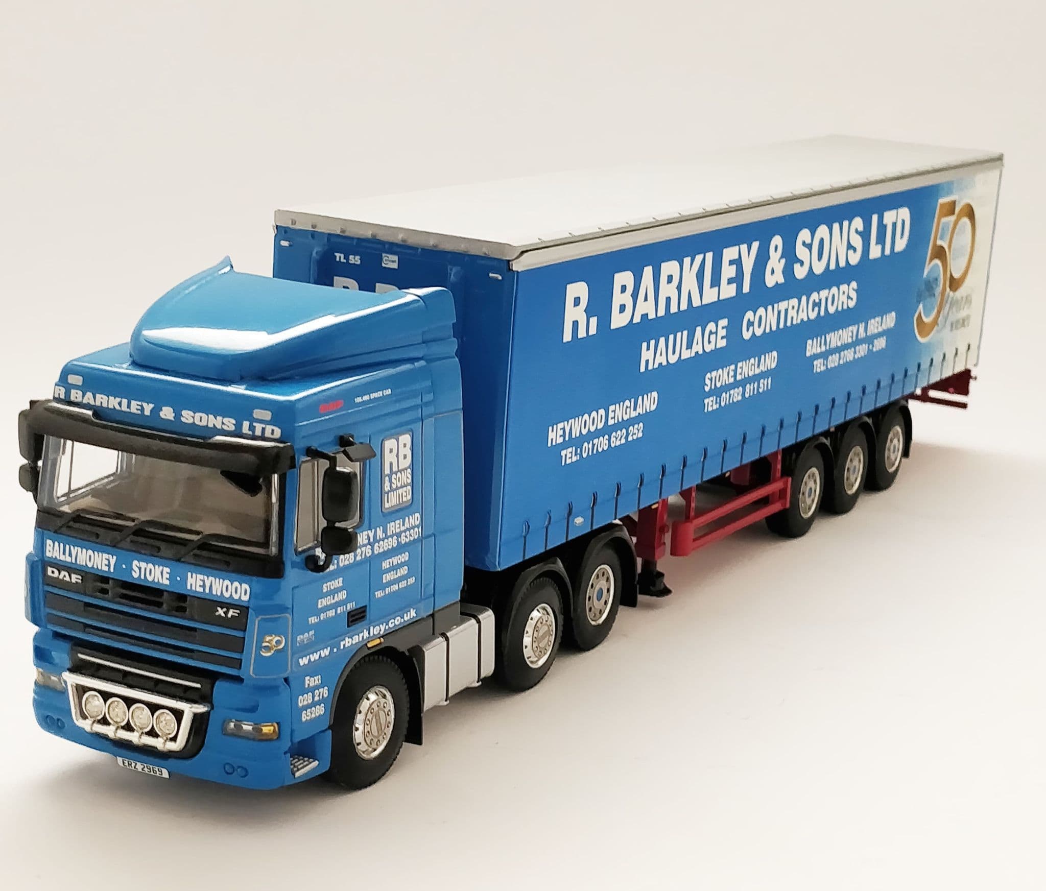 WSI Models Daf XF R Barclay