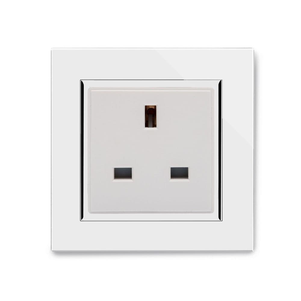 RetroTouch RTS2000 13 Amp Single Plug Socket Unswitched White