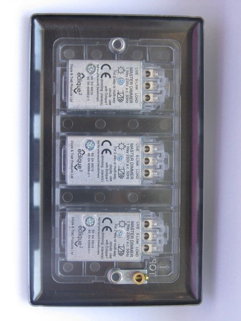 Varilight JBE103 Classic Brushed Brass 3 Gang V-Pro Remote/Touch Master ...