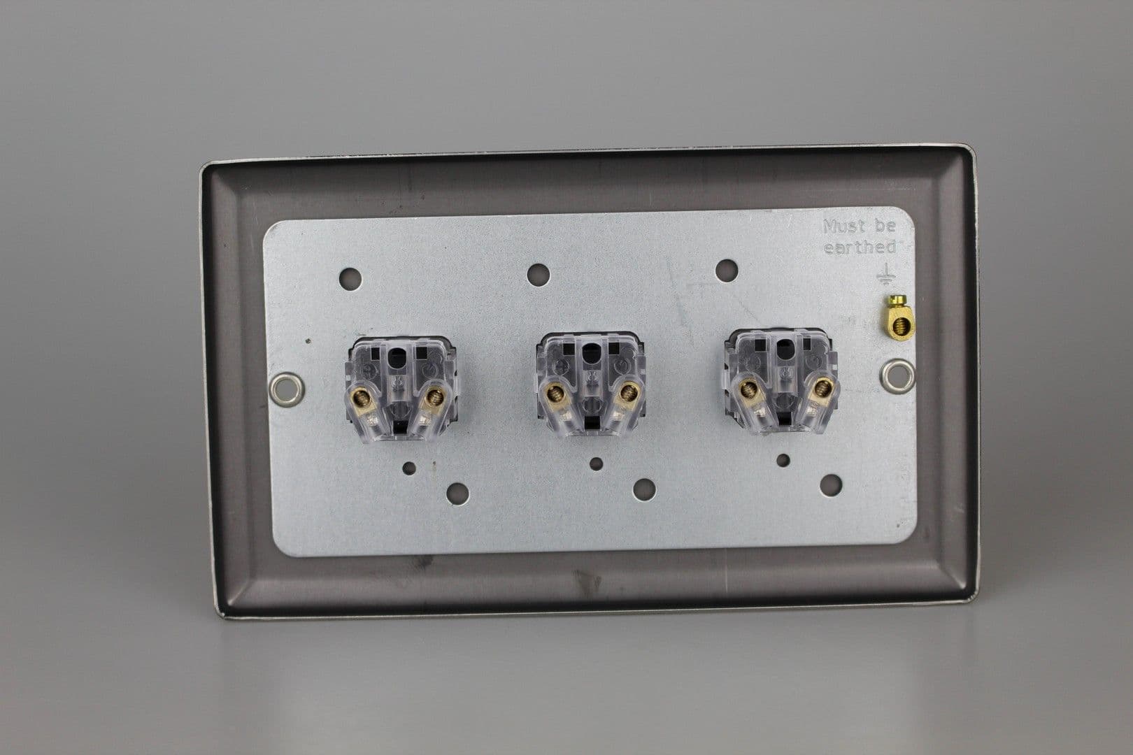 Varilight XBM3 Classic Brushed Brass 3 Gang 6A 1 or 2 Way Push-On/Off ...