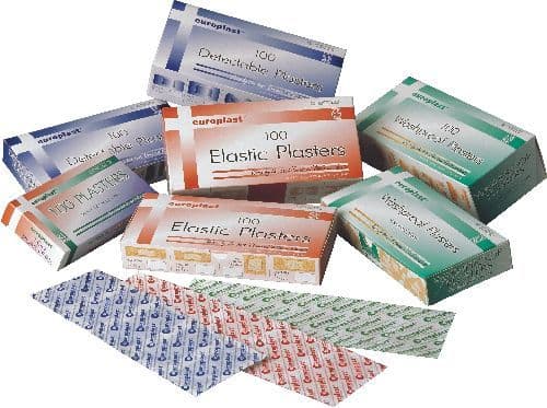 An assorted box of 100 fabric plasters.