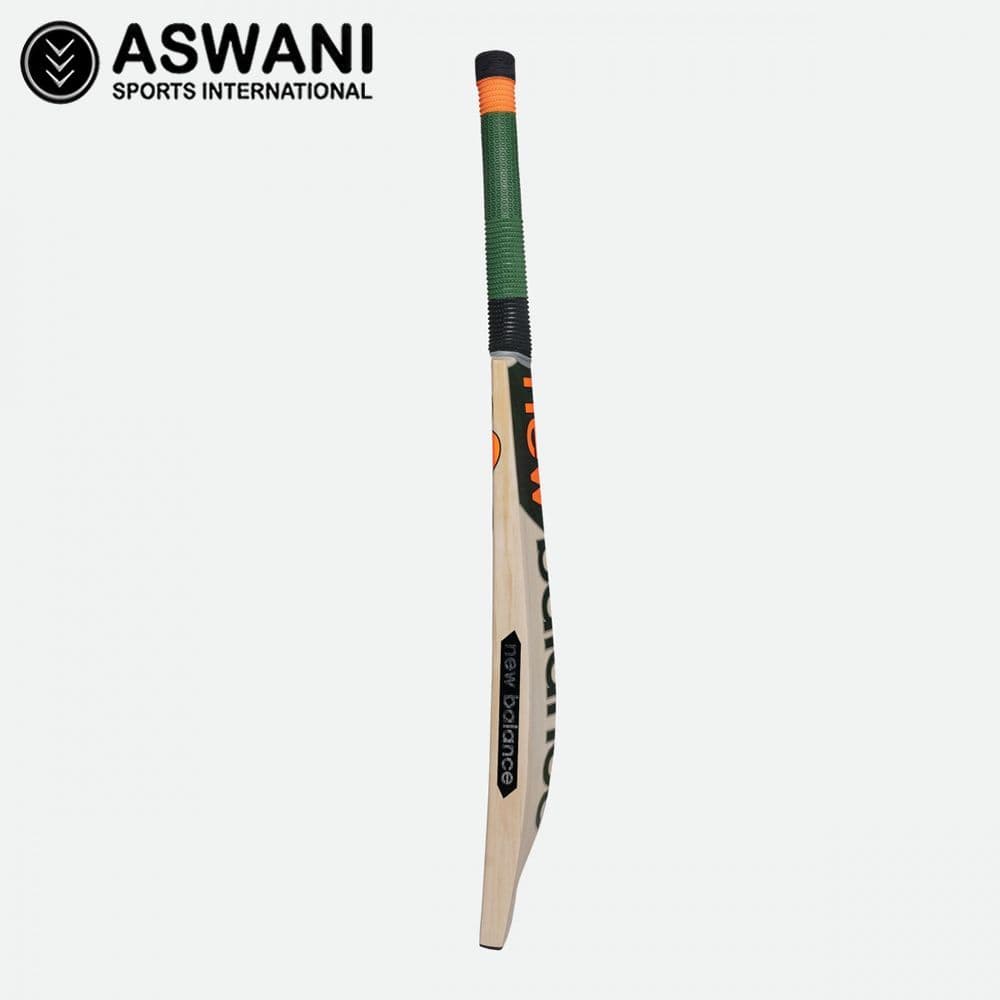 New Balance DC580 Adult Cricket Bat