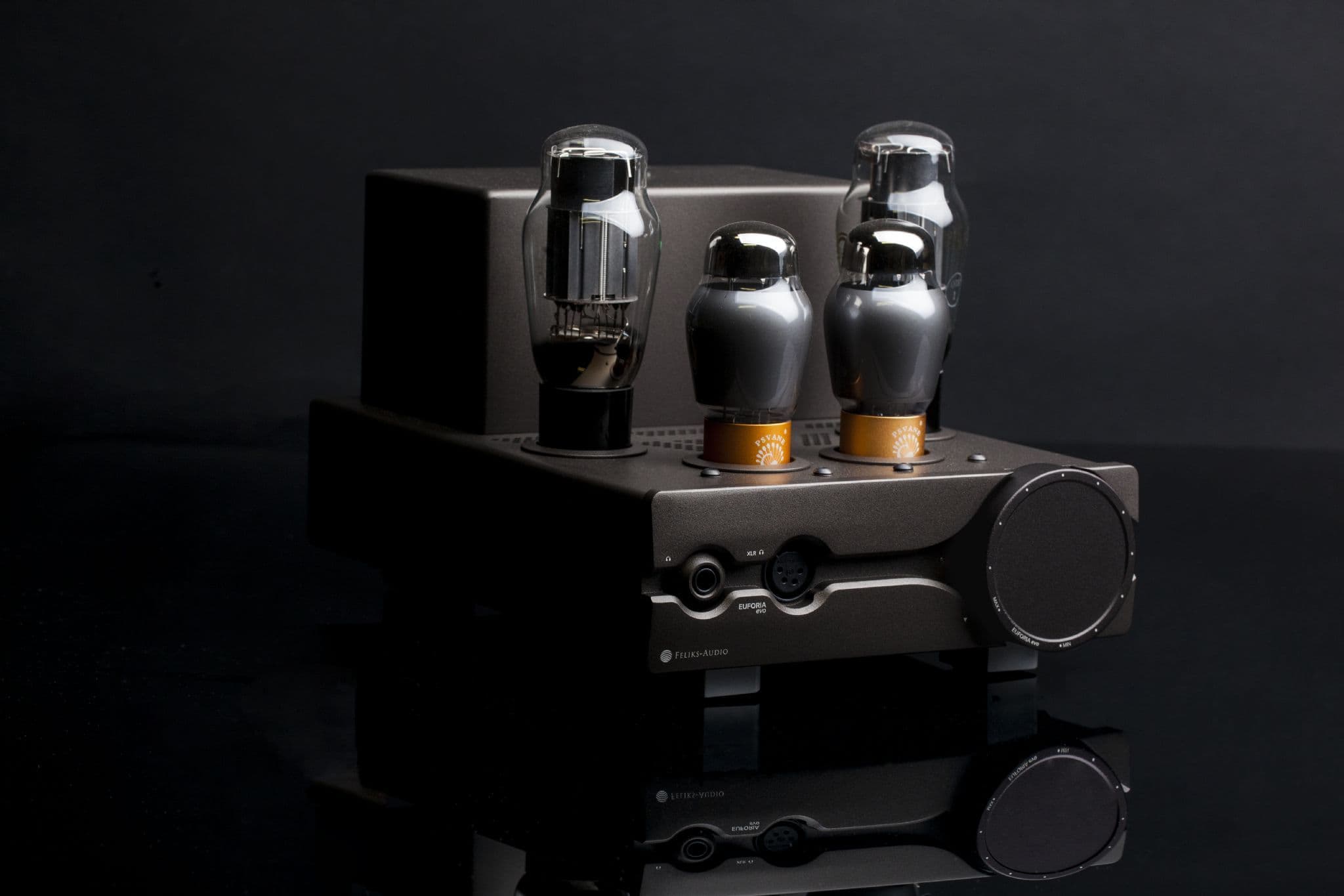 Feliks Audio Euforia Evo Headphone Amplifier | Audio Emotion