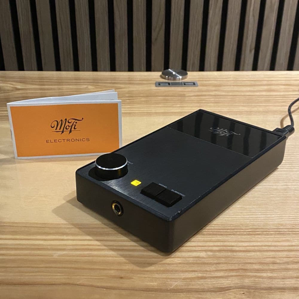 MoFi Electronics UltraPhono Phonostage & Headphone Amplifier | Audio ...