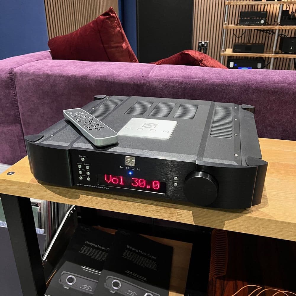 Moon 600i v2 Integrated Amplifier | Preowned | Audio Emotion