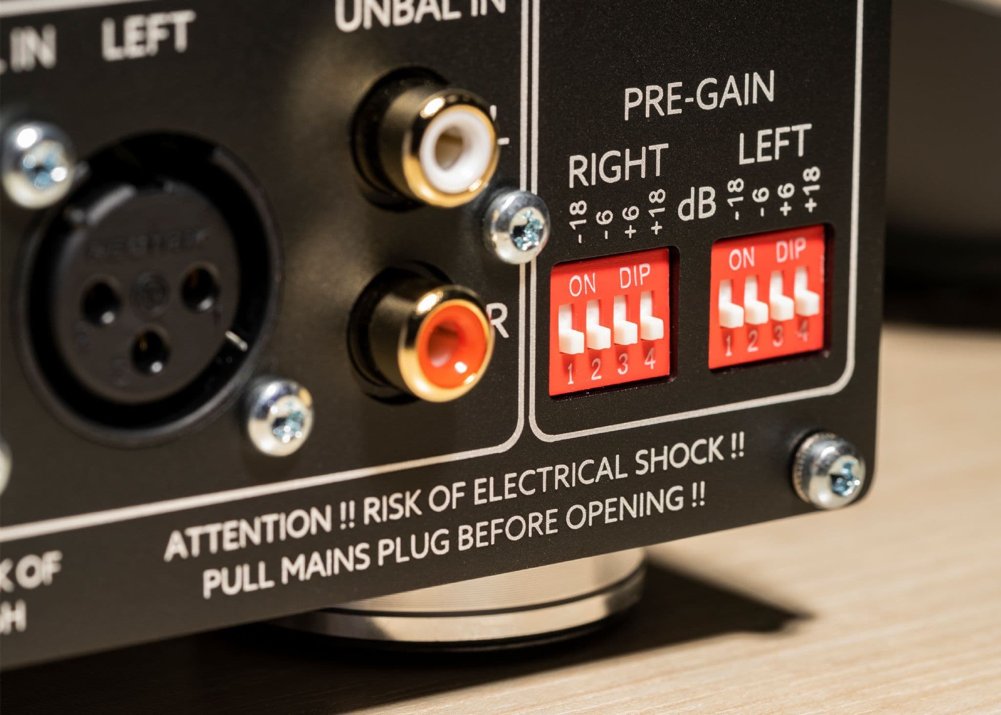 Violectric HPA V202 | Audio Emotion