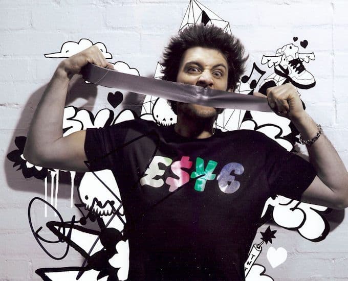 Elliot Gleave Autograph Signed Photo - Example