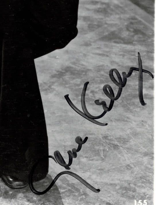 Gene Kelly Autograph Signed Photo