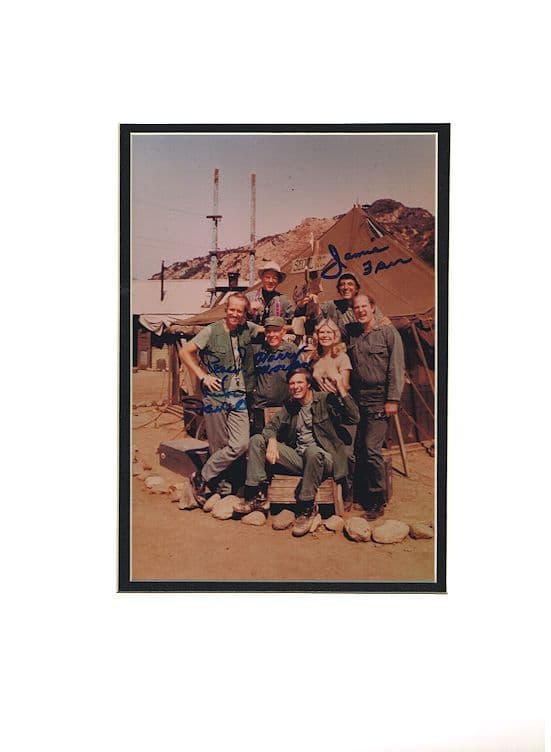 M A S H Cast Autograph Signed Photo